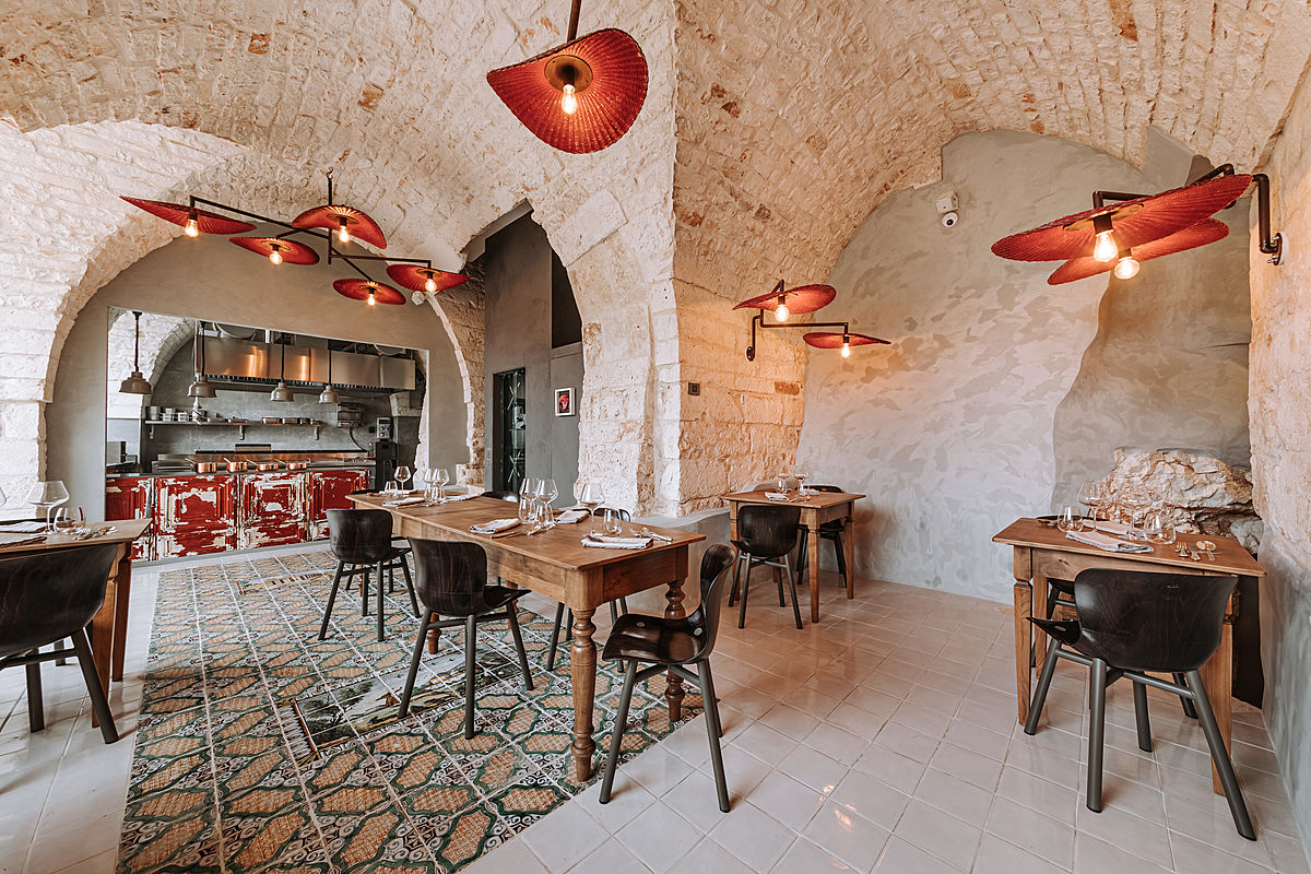 Restaurant 700 | Restaurant & Bar Design Awards