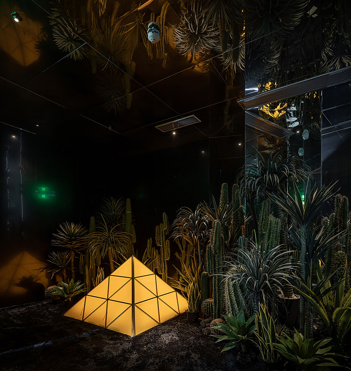 Pluto | Restaurant & Bar Design Awards