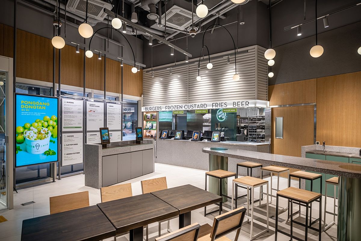 Shake Shack | Restaurant & Bar Design Awards