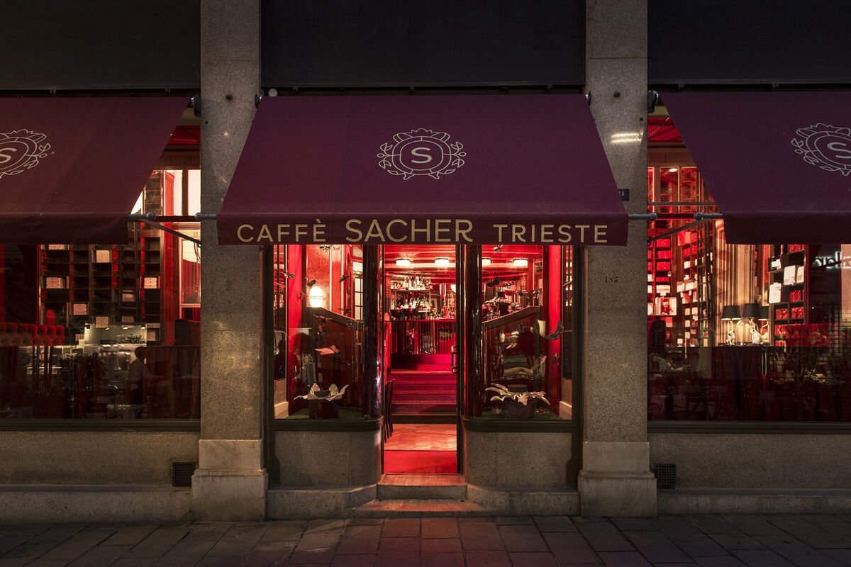 Caffé Sacher | Restaurant & Bar Design Awards