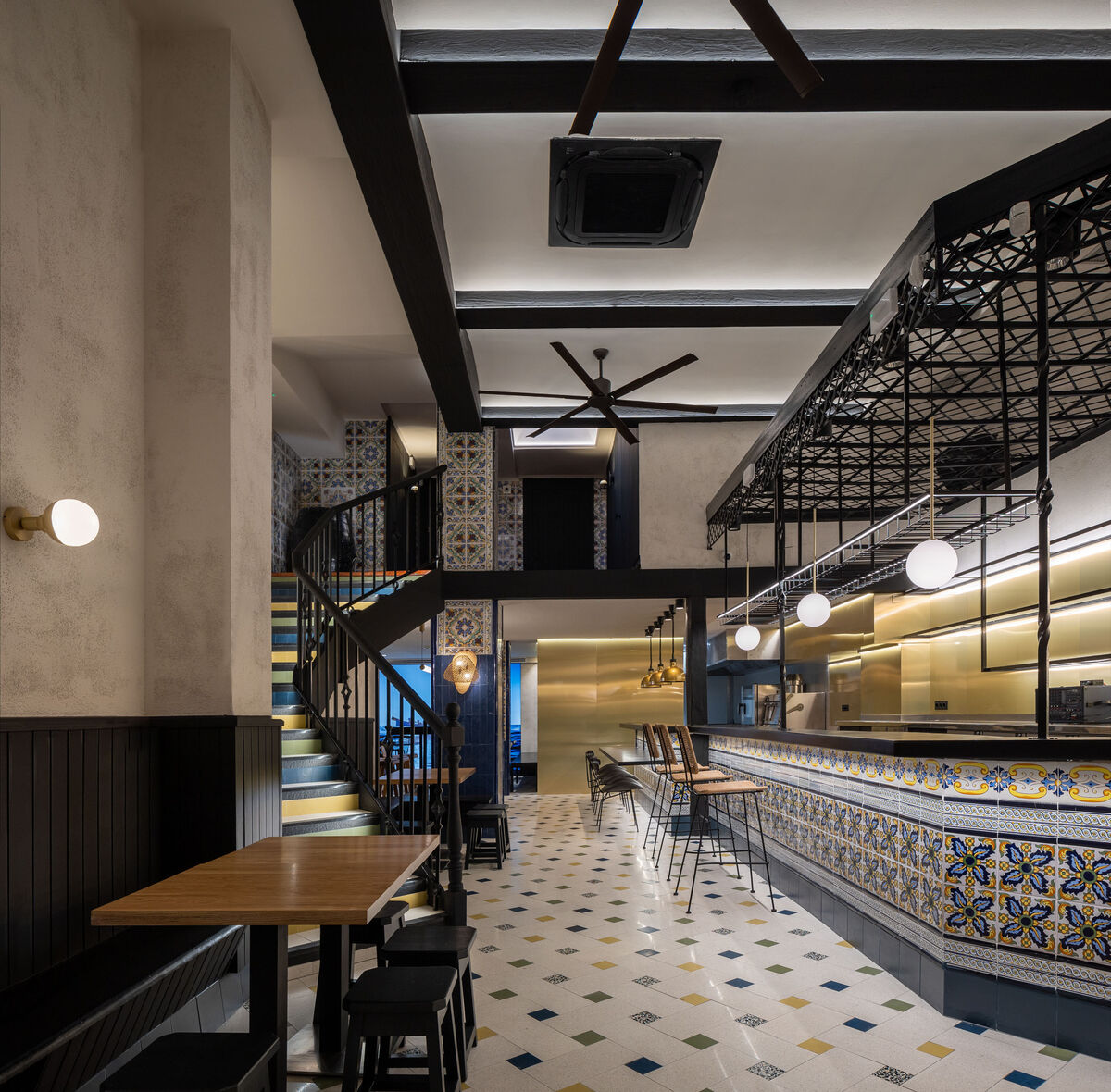 Lanperna | Restaurant & Bar Design Awards